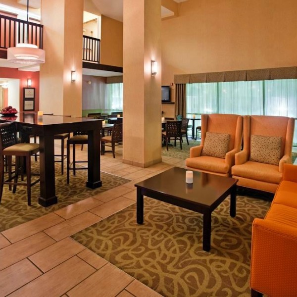 Hampton Inn - On the Strip - 2025 Discounts - Branson Travel Office
