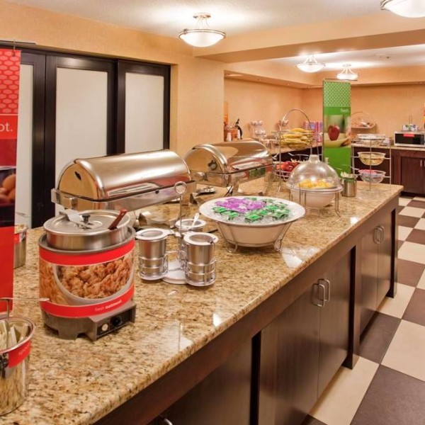 Hampton Inn - On the Strip - 2025 Discounts - Branson Travel Office