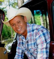 Neal McCoy LIVE in Branson! - Call: 1 (800) 504-0115 - Branson Travel ...
