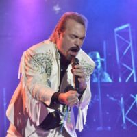 Doug Gabriel: Ultimate Variety Show - 2024 Schedule & Tickets - Branson ...