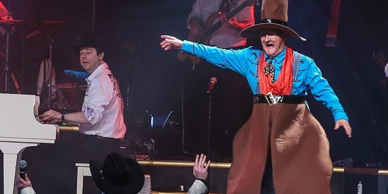 17+ Best Comedy Shows in Branson - Branson Travel Office