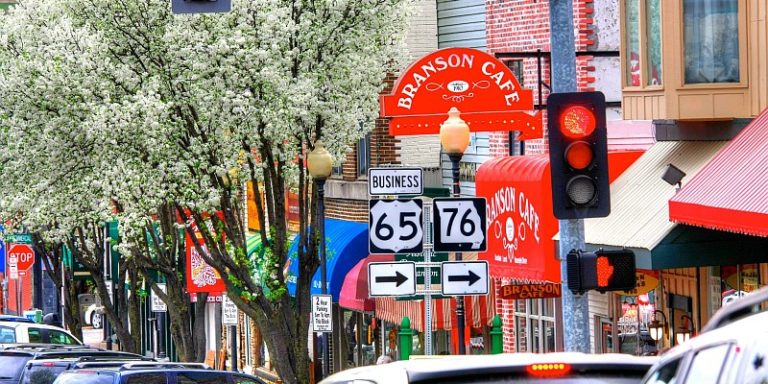 Branson Shopping Guide (Malls, Outlets, & Stores!) - Branson Travel Office